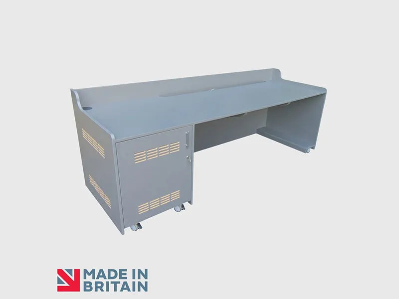 AV Desk 01 - Presentation Media